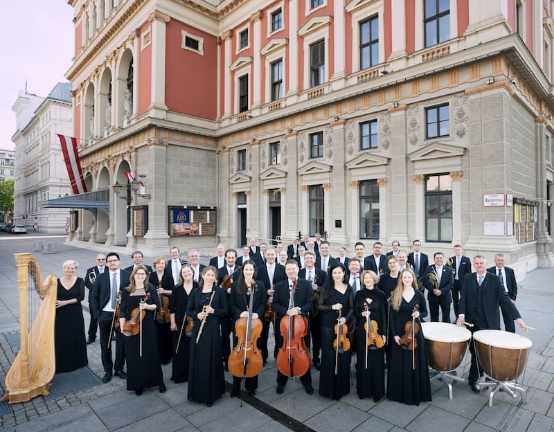 Vienna Johann Strauss Orchestra in its original debut formation ...
